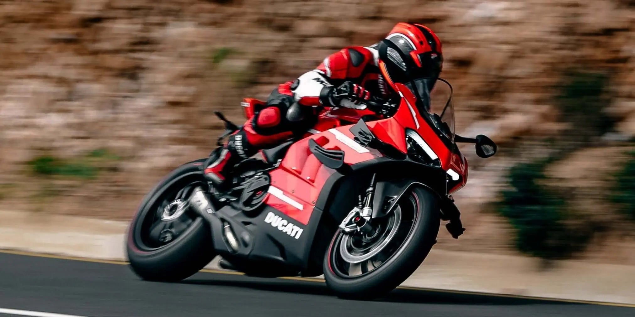 Crafting Your Unique Ride: Personalizing with Custom Motorcycle Access