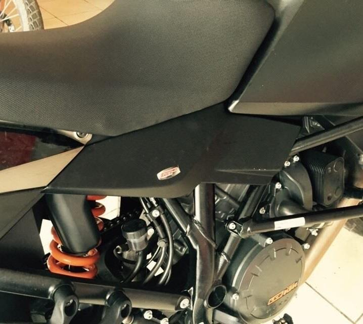 KTM 1090 1190 1290s carbon fiber side cover heat guard deflector